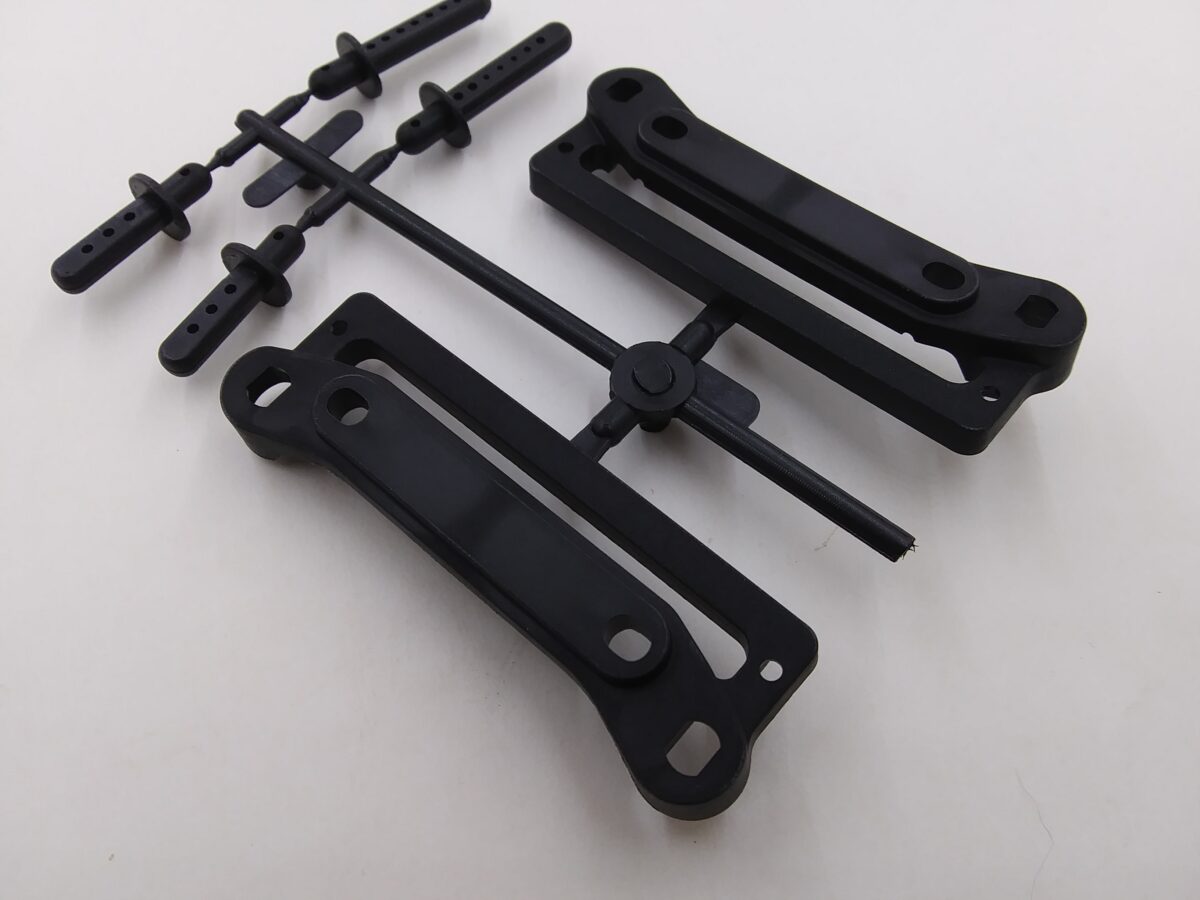 AT-4V/AT-6 Body Mount Set (AT4 AT6) - Cross RC US